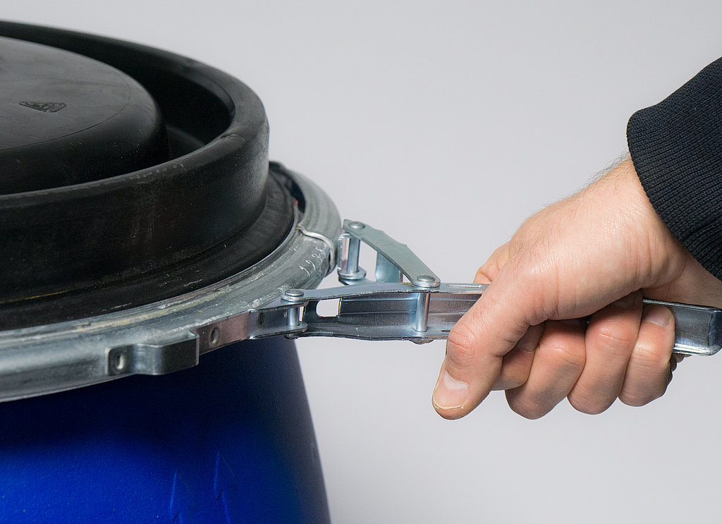 Open head drum, 120,0 l of HDPE in blue with UN approval